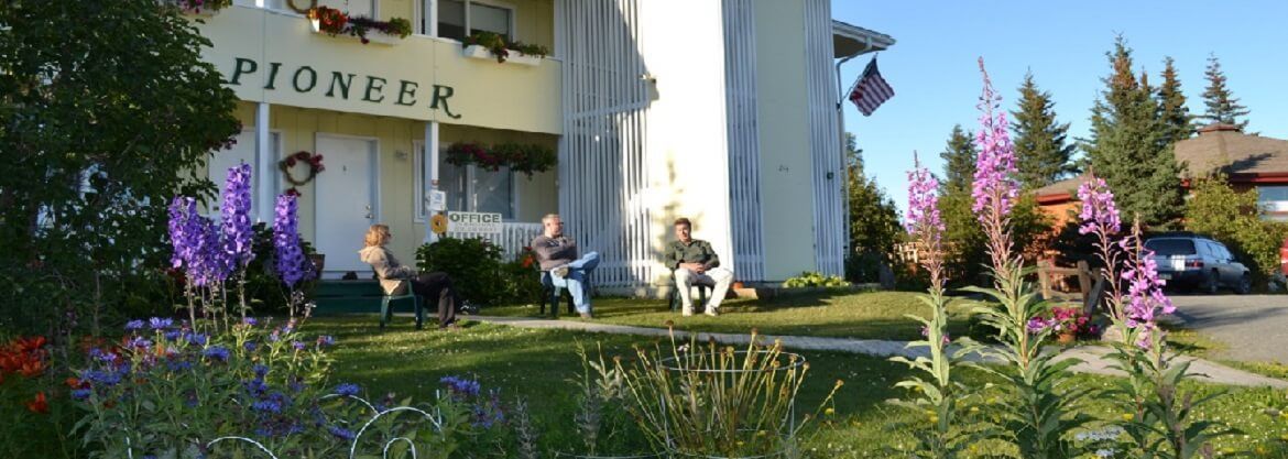 Pioneer Inn - Bell's Travel Guides