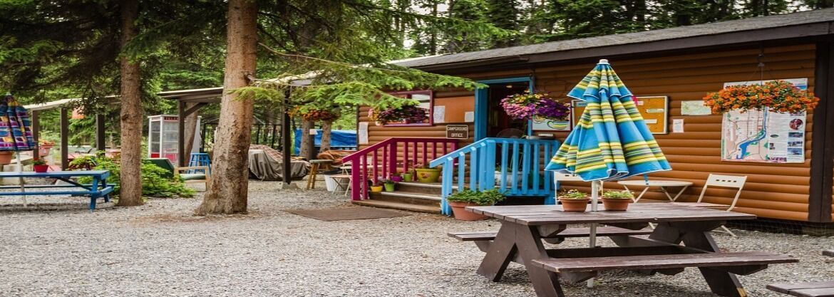 Robert Service Campground - Bell's Travel Guides